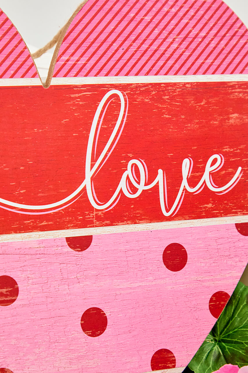 12"L x 11.5"H Pattern Heart Sign - Decorator's Warehouse