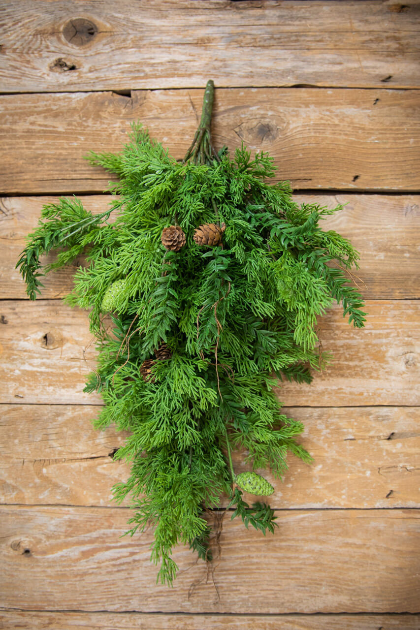 32” Christmas Cedar/Hemlock Swag - Decorator's Warehouse