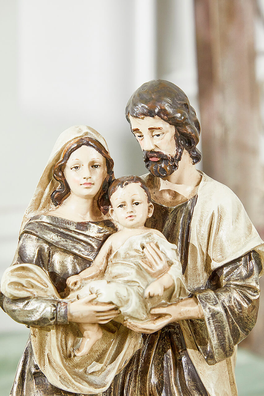 13” Resin Holy Family - Decorator's Warehouse