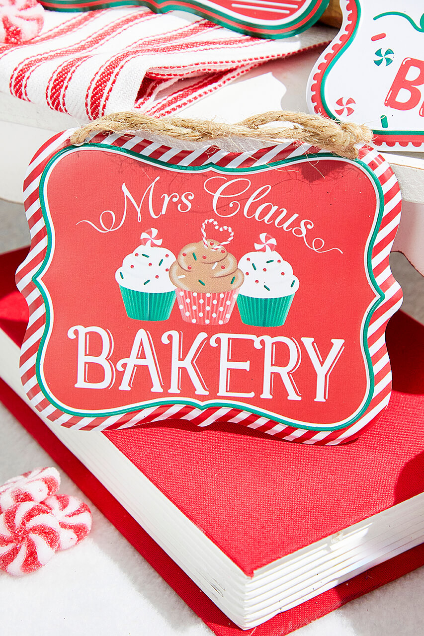 5" Embossed Holiday Baking Sign - Decorator's Warehouse