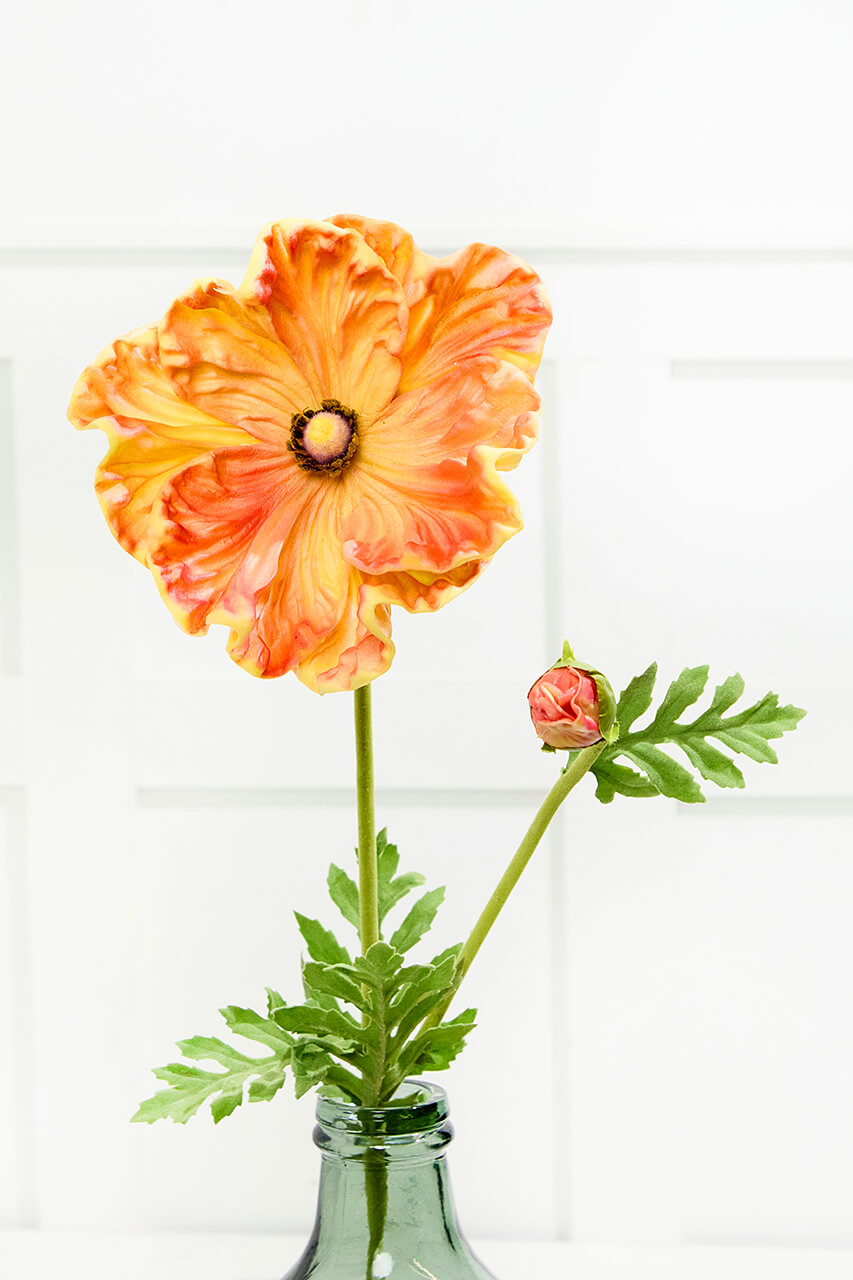 29" Giant Ranunculus Stem - Decorator's Warehouse