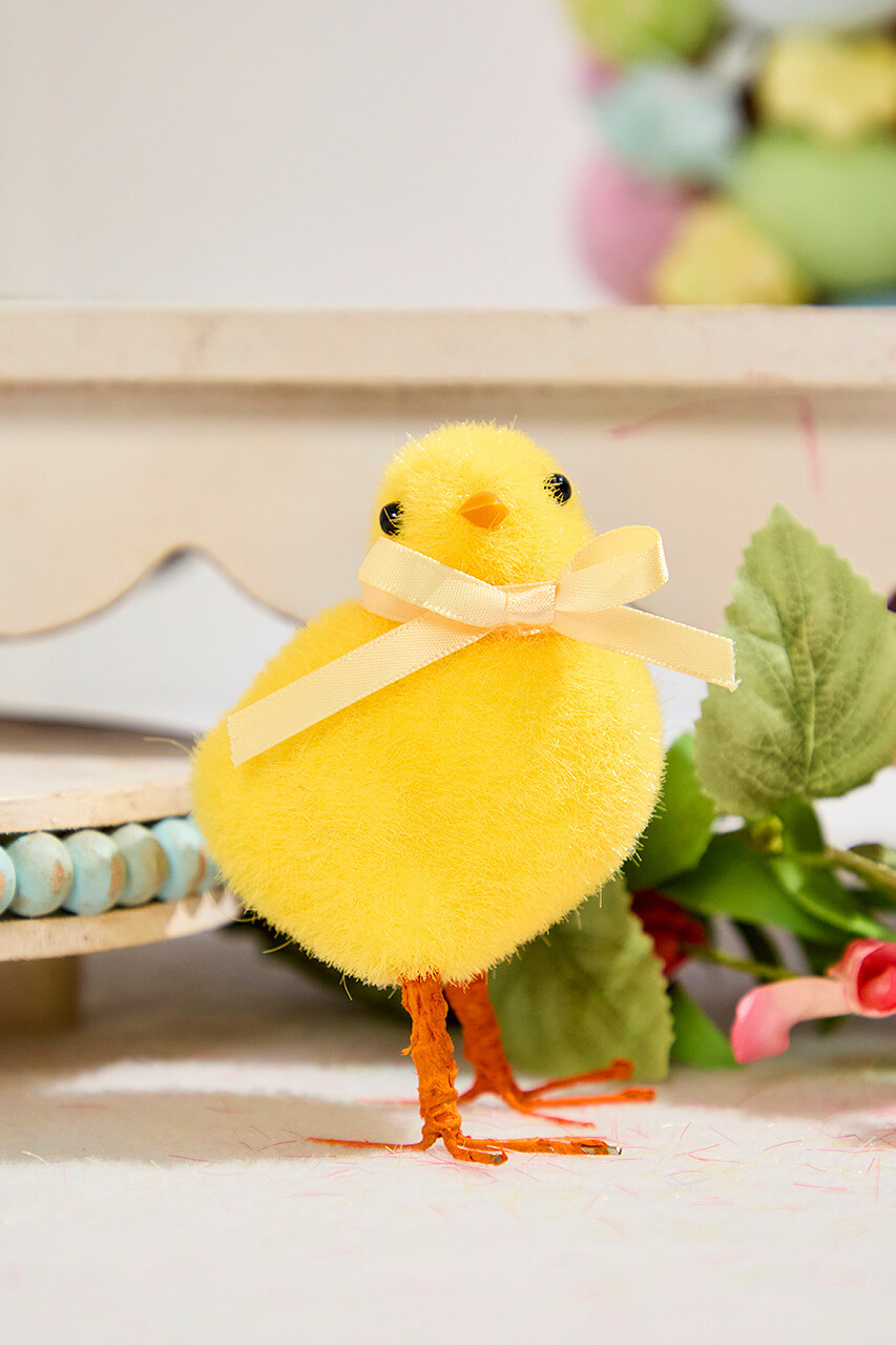 4" Easter Chicken - Decorator's Warehouse