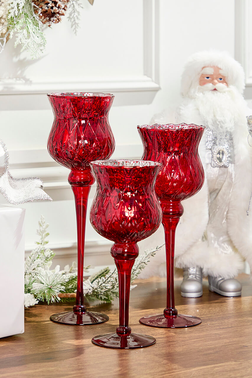 red candle set