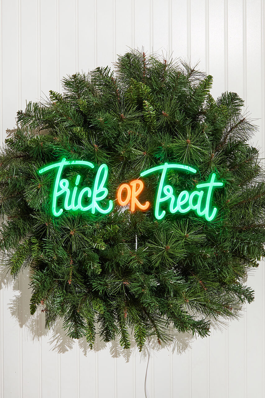 17.7" Trick Or Treat Hanging Lighted Rechargeable Sign - Decorator's ...