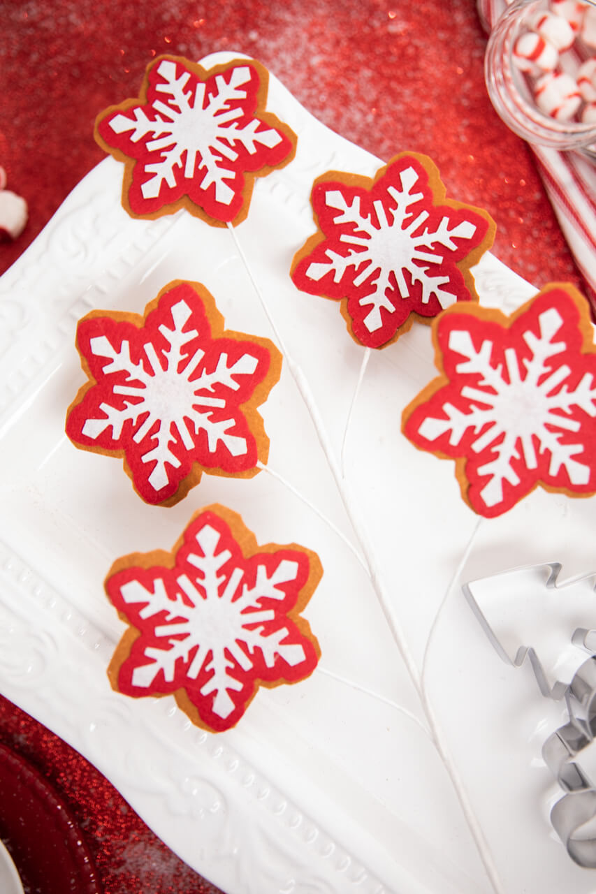 24” Red and White Snowflake Stem - Decorator's Warehouse