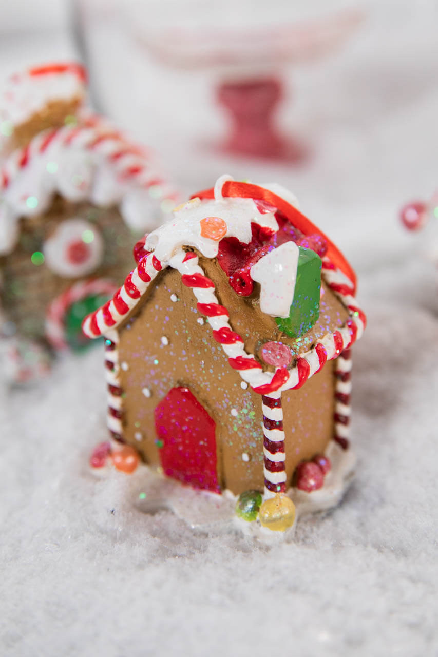 3.5” Resin Gingerbread House Ornament - Decorator's Warehouse
