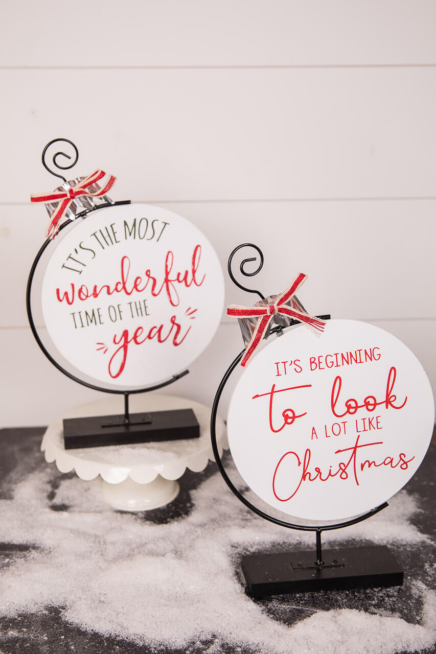 Cranberry Christmas Signs - Farmhouse Christmas Signs