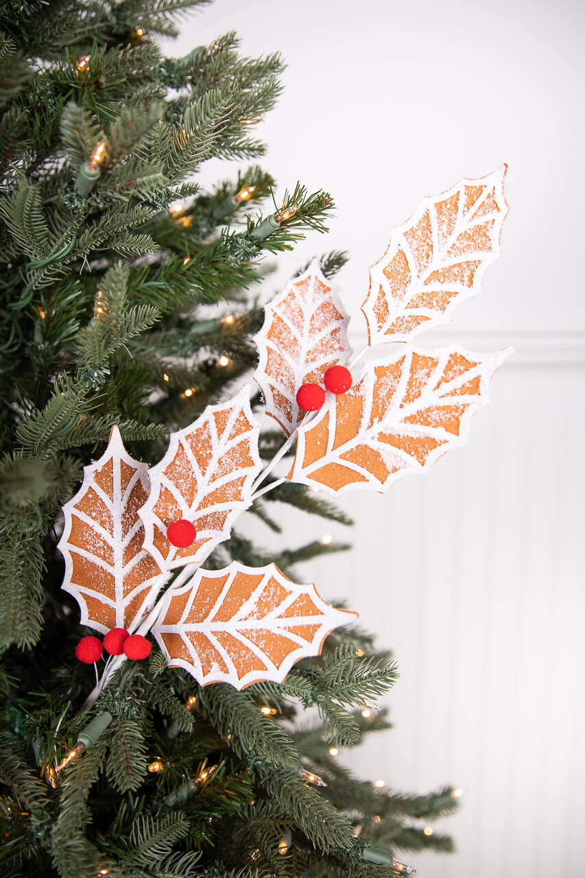 24” Gingerbread Leaf Stem with Red Berries - Decorator's Warehouse