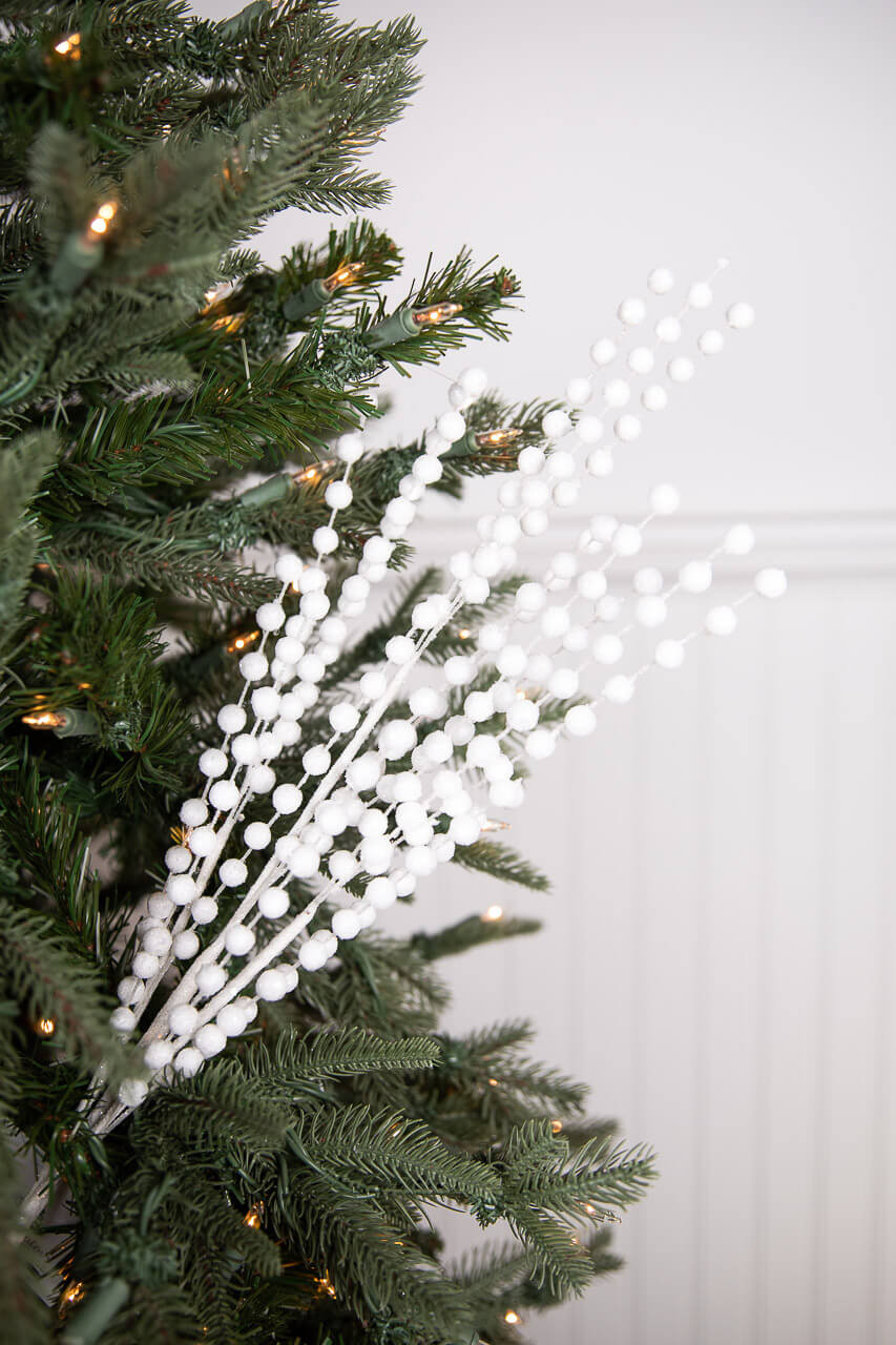 30” Glitter Sequin Ball Spray - Decorator's Warehouse