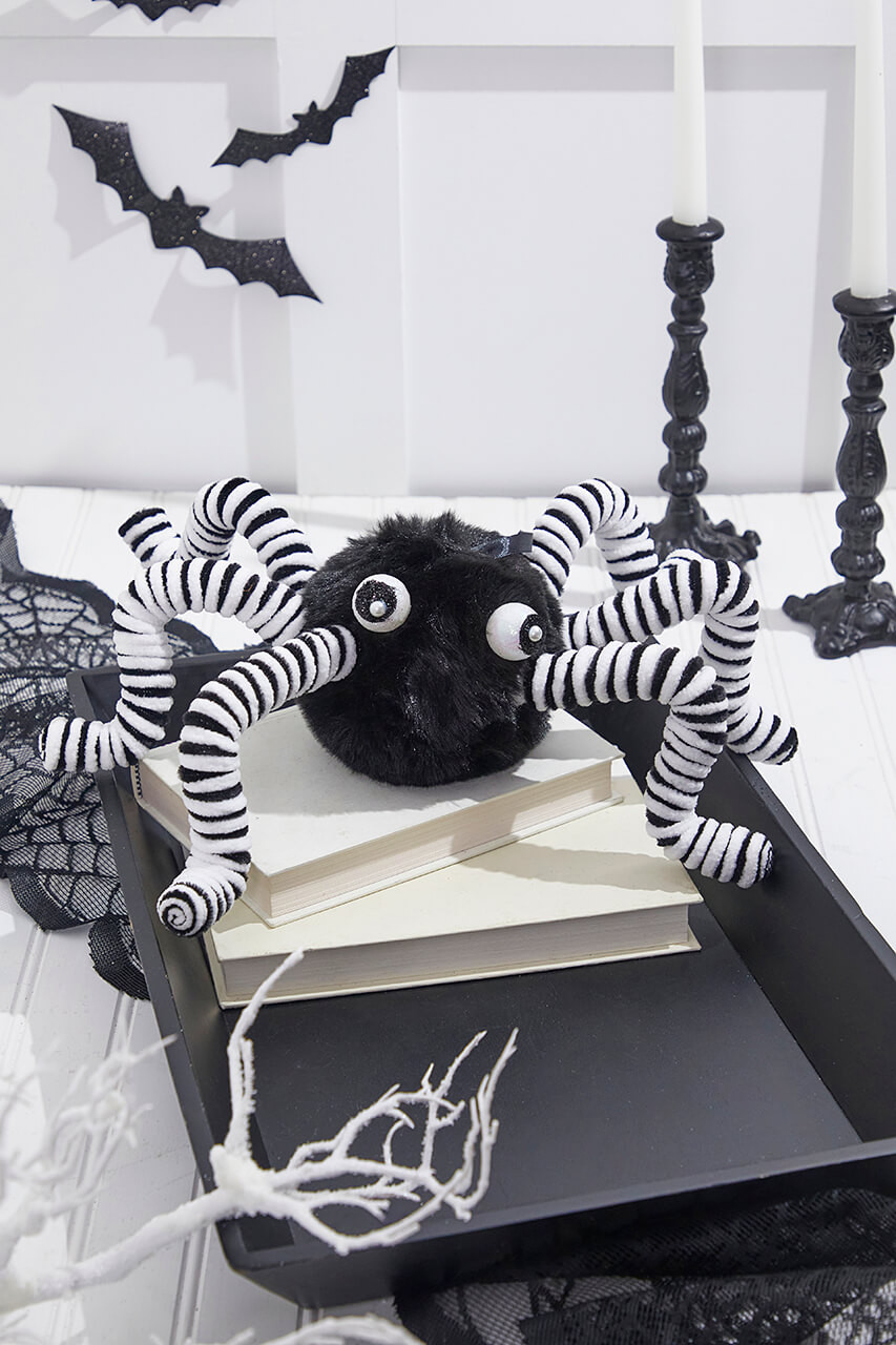 15” Faux Fur Pink Spider - Decorator's Warehouse