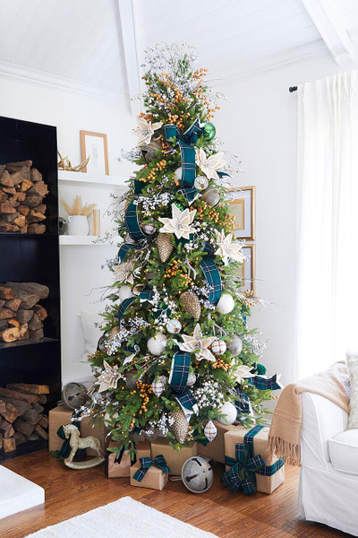 Christmas Tree Bundles | Wholesale Christmas Decorations