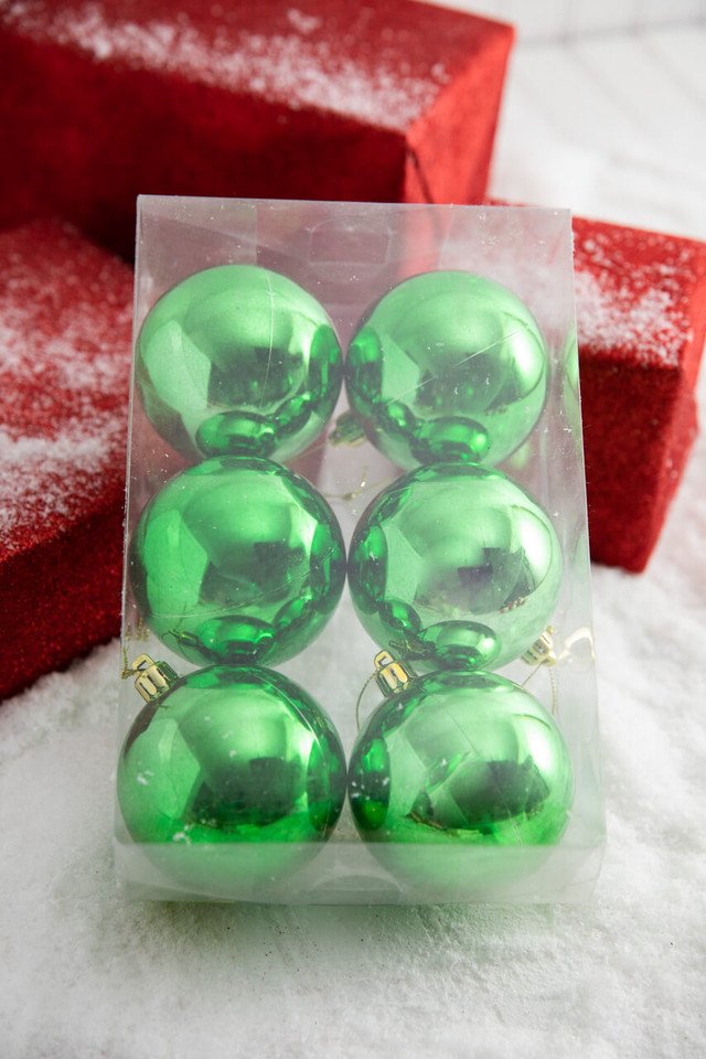 Shatterproof Christmas Ornaments - Decorator's Warehouse