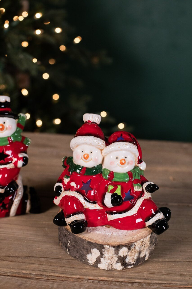 Snowman with Mittens & Scarf Décor - Decorator's Warehouse