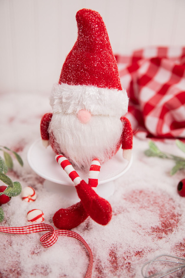 Gnome Themed Christmas Decorations - Gnome For the Holidays Christmas ...