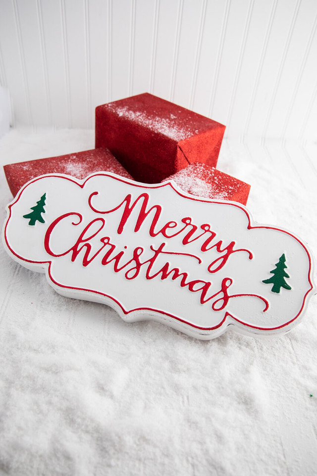 21.2” Metal Merry Christmas Wall Sign - Decorator's Warehouse