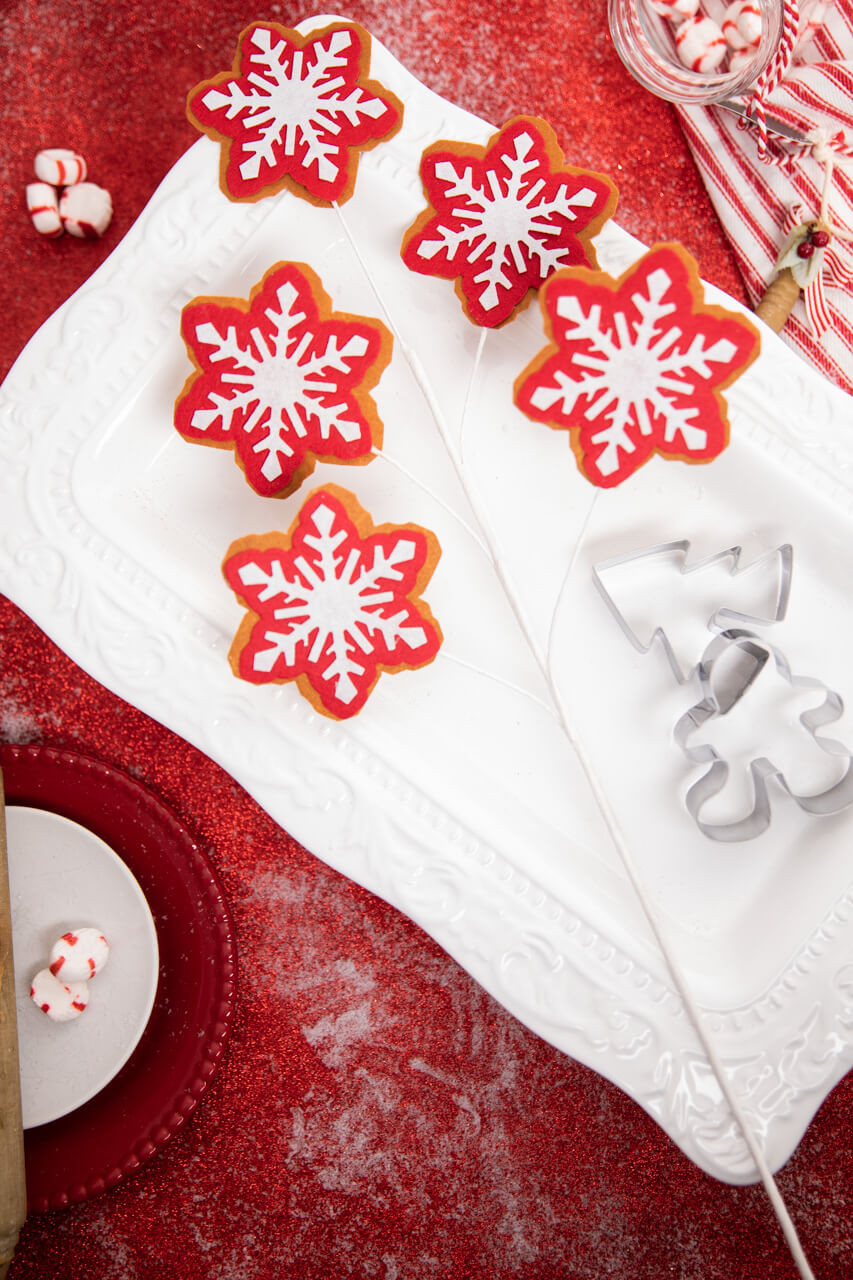 24” Red and White Snowflake Stem - Decorator's Warehouse