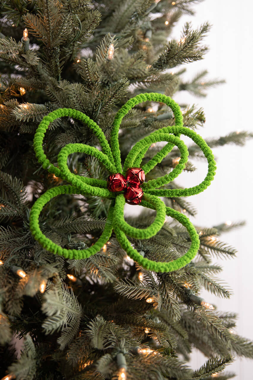 22” Loop Flower Stem - Decorator's Warehouse