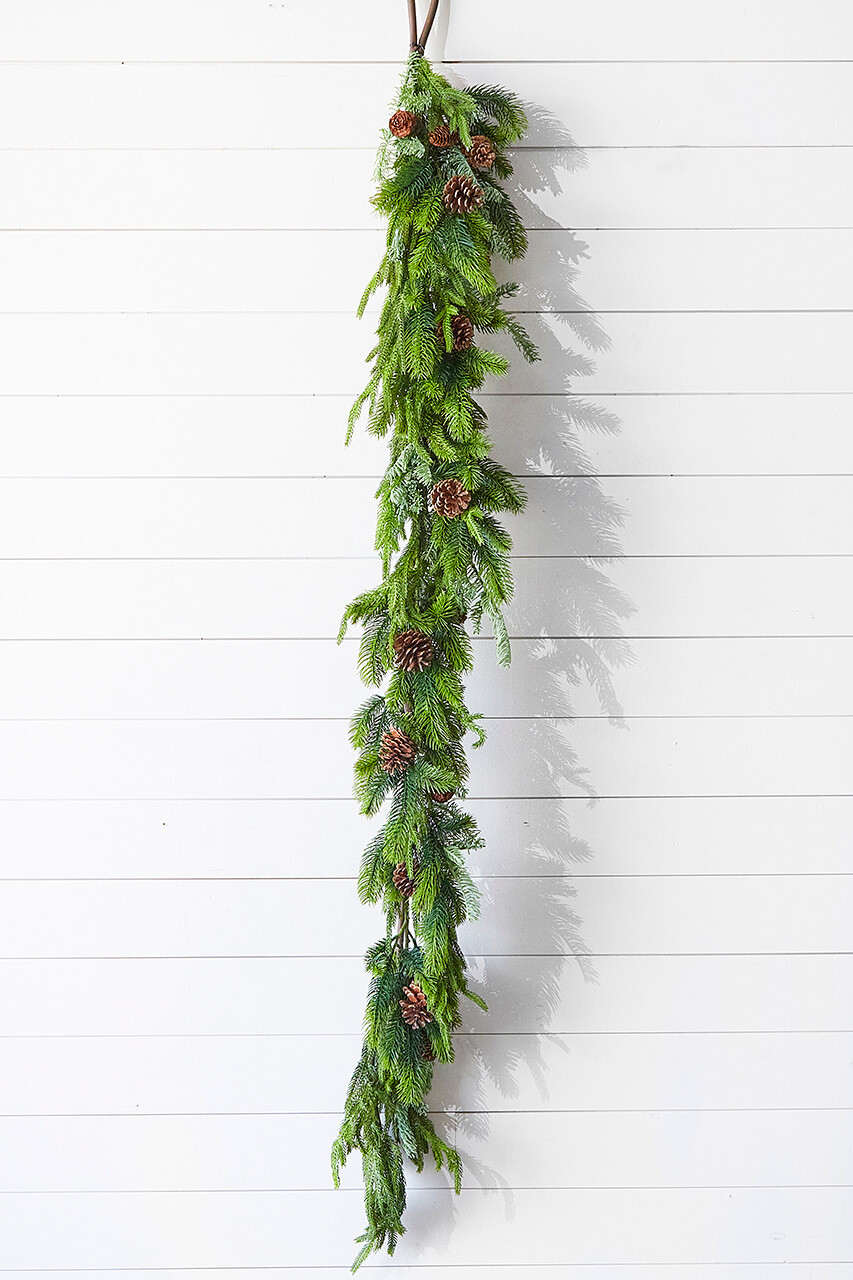 Realistic Garland | Natural Garlands | Decorator's Warehouse