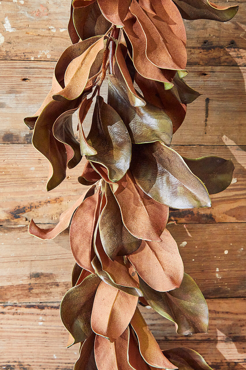35" Bronzed Magnolia Leaf Garland - Decorator's Warehouse