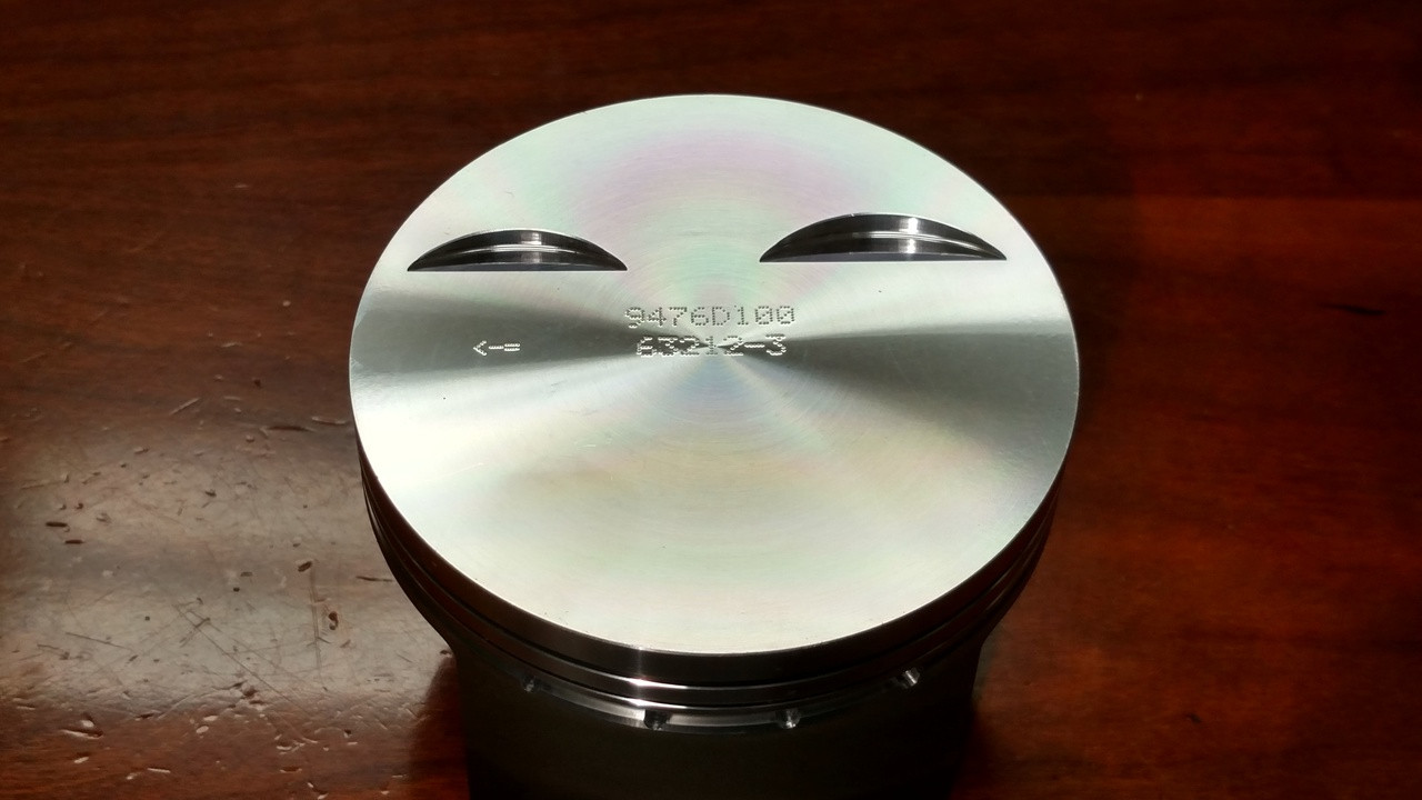 Wossner Porsche Piston for 1988 through 1989 Porsche 944 2.5 Ltr. engines