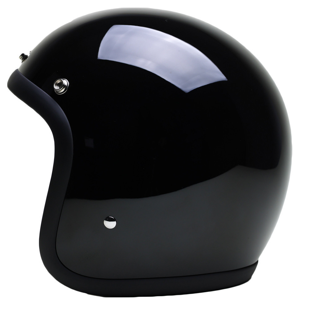 Motorcycle Helmets at Deadbeat Customs
