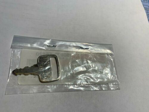Yamaha Outboard 400 Series Replacement Key #451 Ignition Key 90890-55820-00