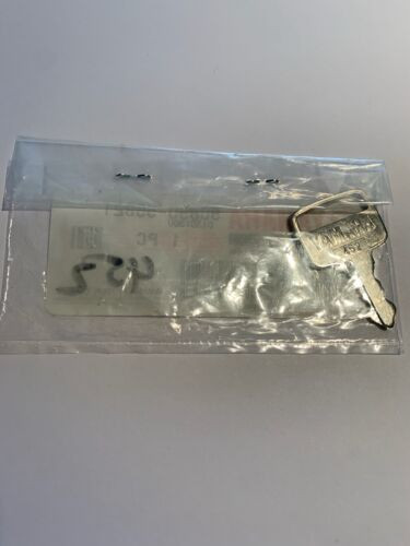 Yamaha Outboard 400 Series Replacement Key #452 Ignition Key 90890-55821-00