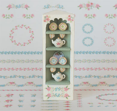 True2Scale | Dollhouse Miniature Kits in quarter scale & 1" scale