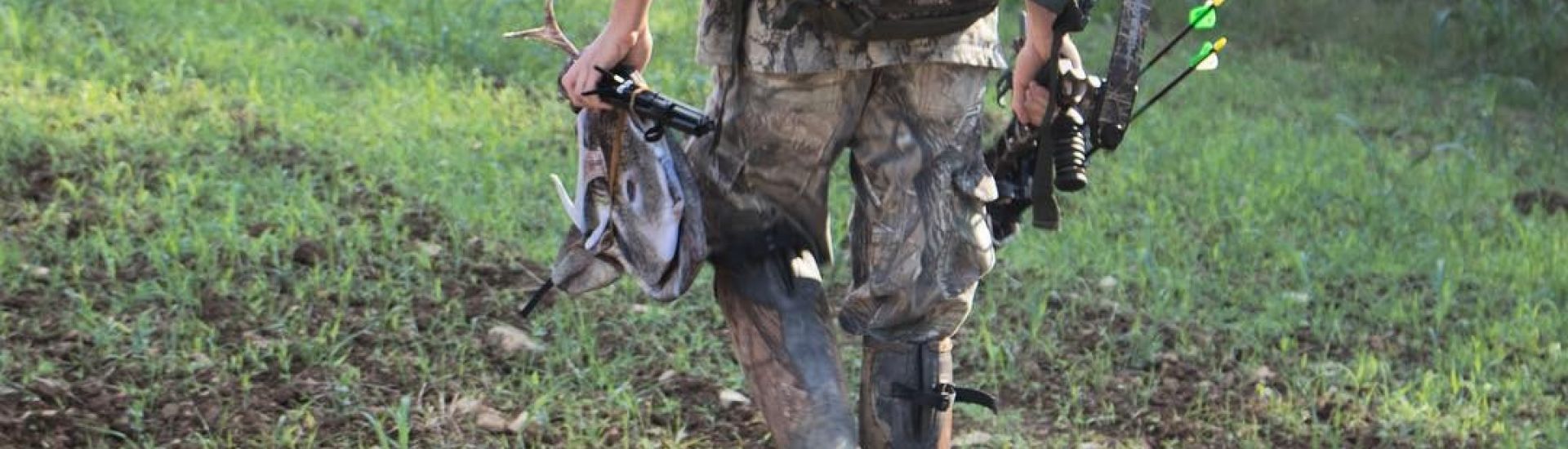 WHAT’S IN YOUR DEER HUNTING PACK? - Montana Decoy