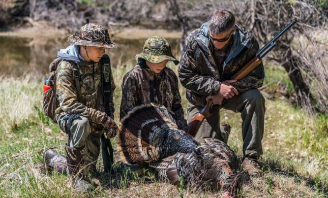 TURKEY TIPS FOR BEGINNERS - Montana Decoy