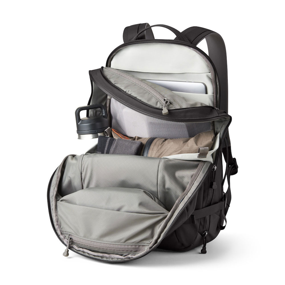 YETI Crossroads 27L Backpack - Black | Eagle Eye Outfitters
