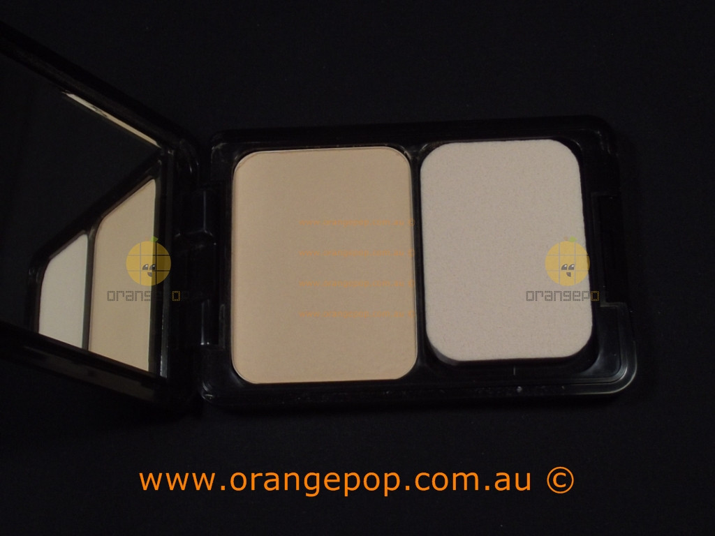 Napoleon Perdis Camera Finish Powder Foundation (black package) Look B2 ...