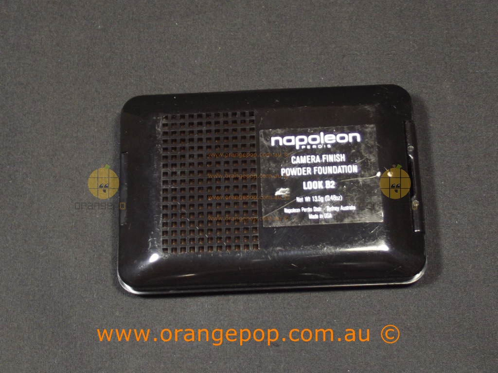 Napoleon Perdis Camera Finish Powder Foundation (black package) Look B2 ...