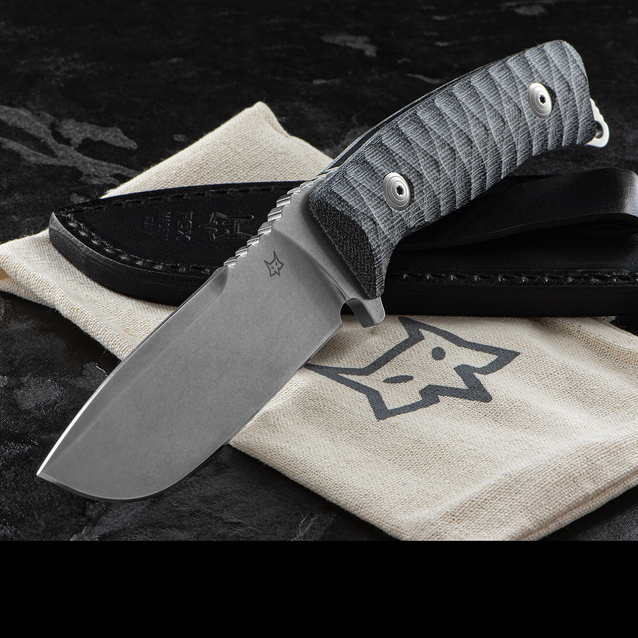 Fox Pro Hunter Fixed Blade Knife