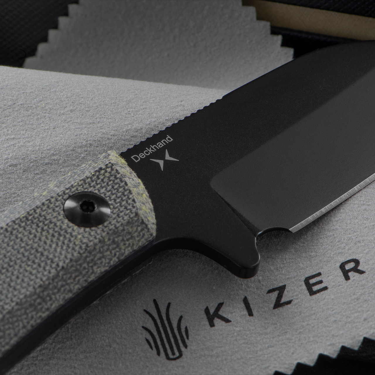 Kizer Deckhand DLC Fixed Blade | Heinnie Haynes