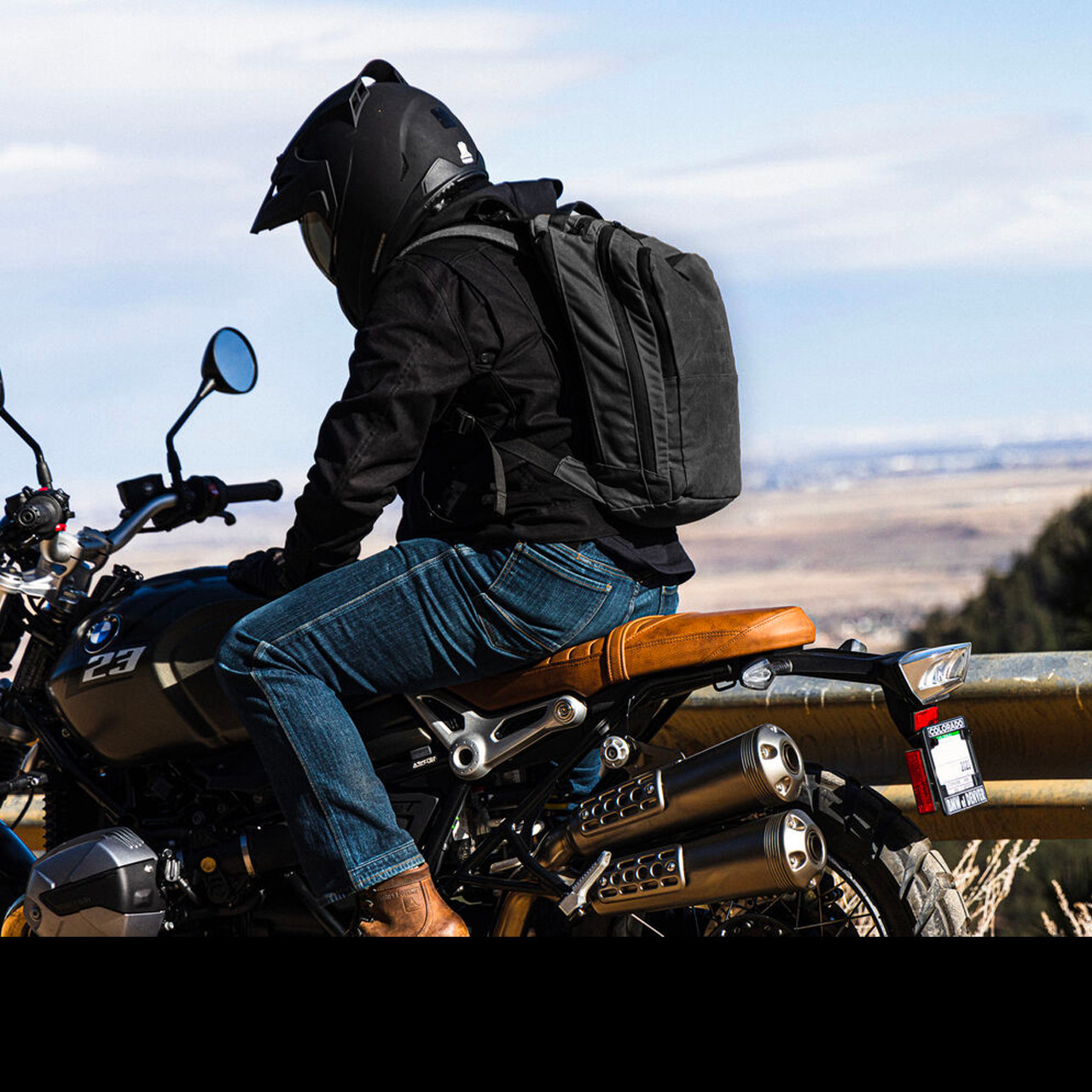 TAD Axiom S2 WX 19L Pack Black
