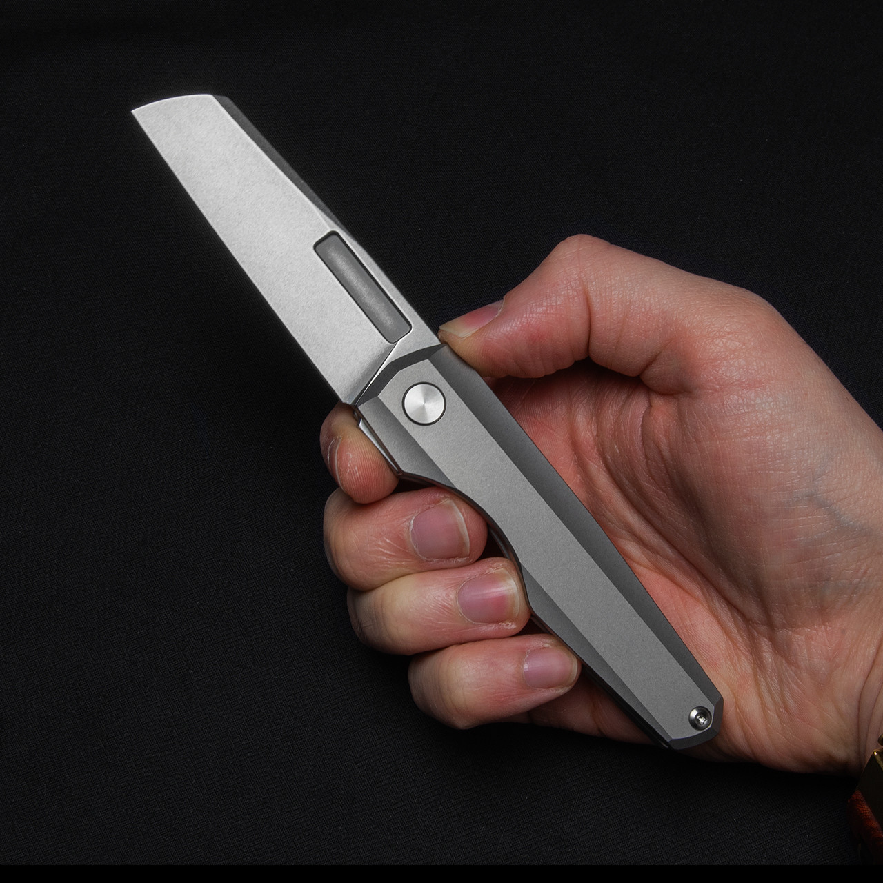 Vero Engineering Neuron Folding Knife | Heinnie Haynes