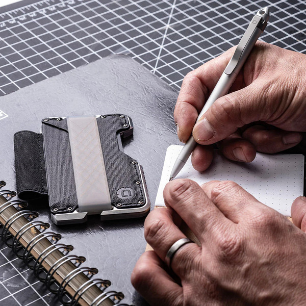 Dango T01 Tactical Pen Wallet | Everyday Carry