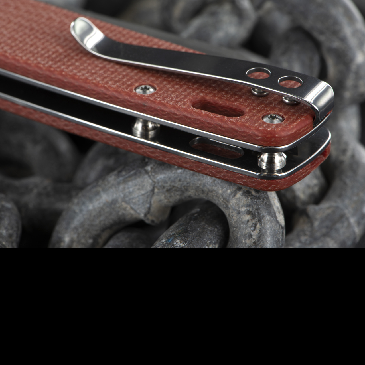 QSP Penguin Red Micarta