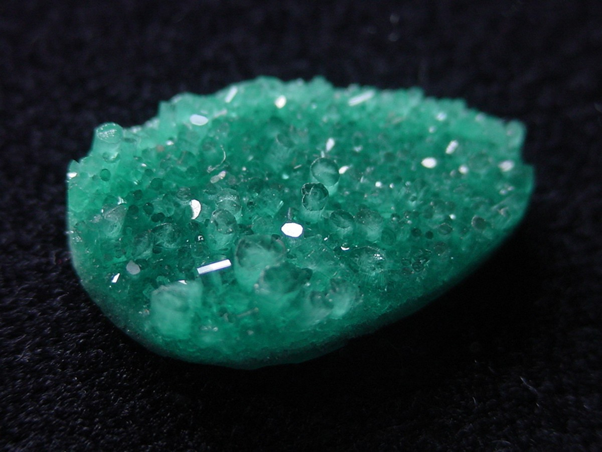 Emerald Crystal Cluster- 11.5ct - RARE CHATHAM EMERALD! - StarStuff.Rocks