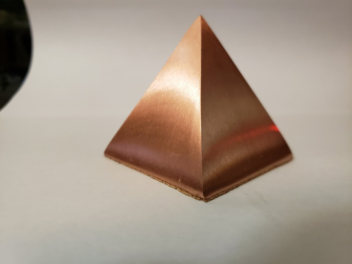 Solid Copper Pyramid - 1 5/8" - StarStuff.Rocks