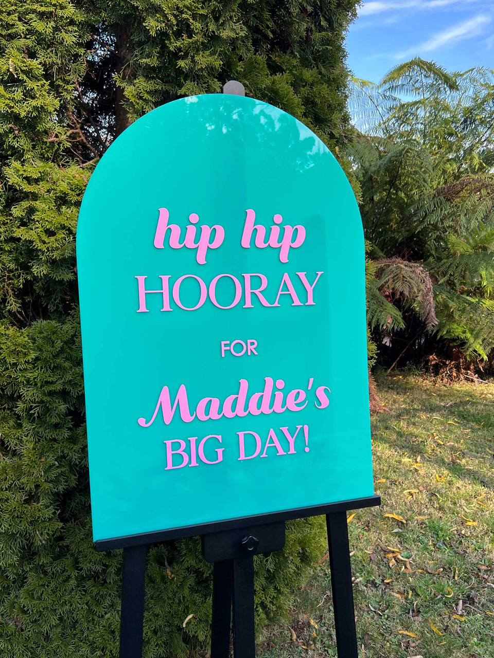 Customised Arched Welcome Signs - Personalised for Your Special Events ...