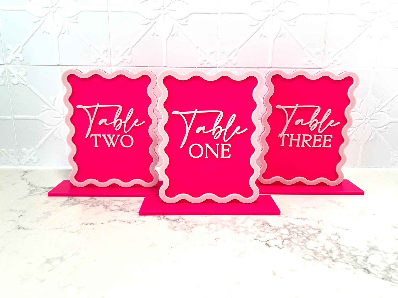 Wavy Acrylic Table Signs - Customizable & Colorful Event Markers